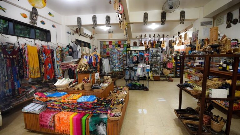 The Ultimate El Nido Travel Guide: Complete Travel Info